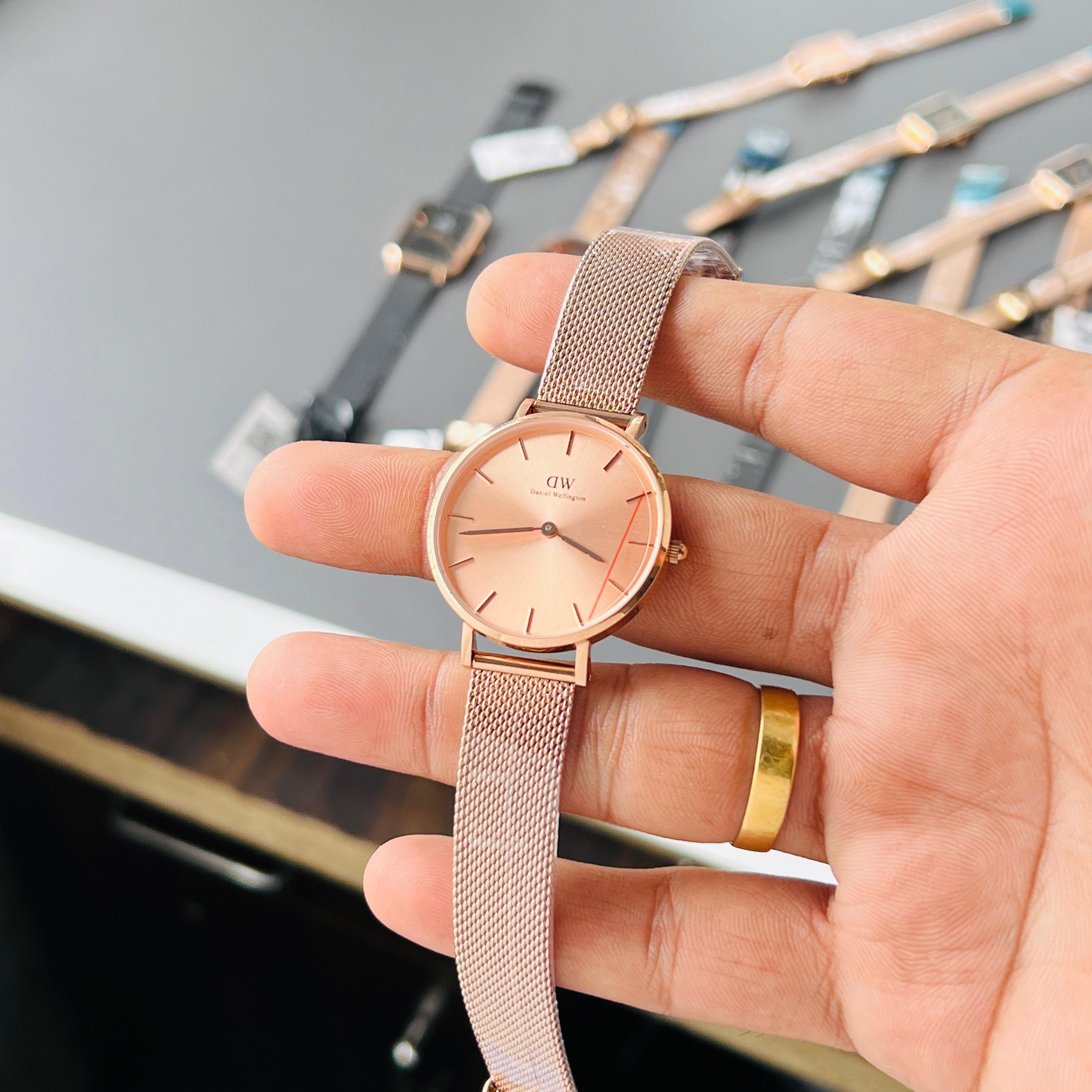 Dw mens – Classy Clutches