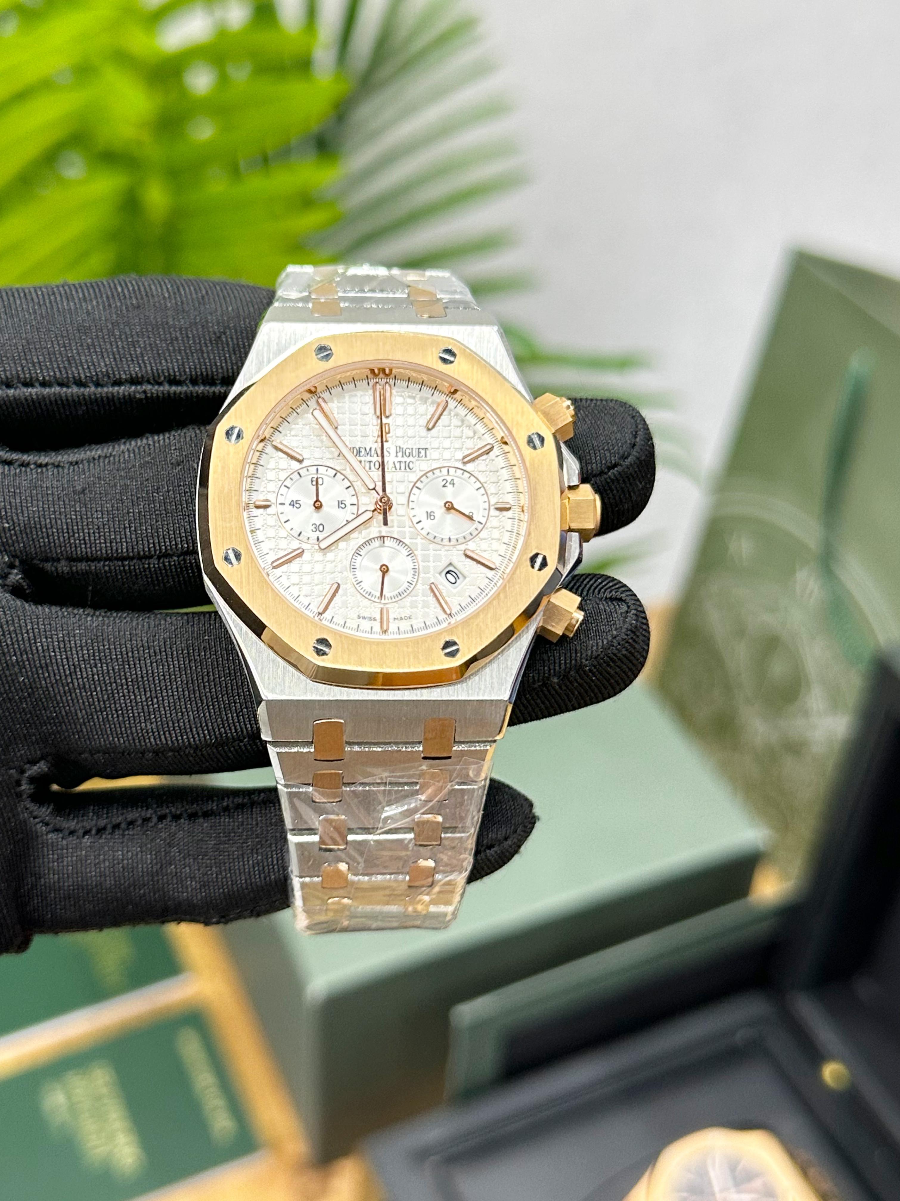 Audemars Piguet Royal Oak Chronograph – Classy Clutches